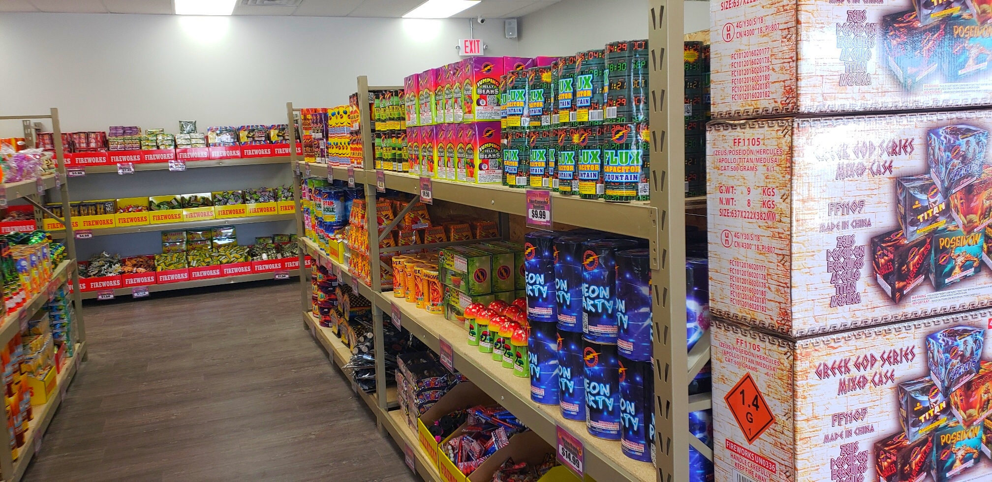 Wild Willy's Fireworks - Council Bluffs, IA Indoor Fireworks Superstor ...